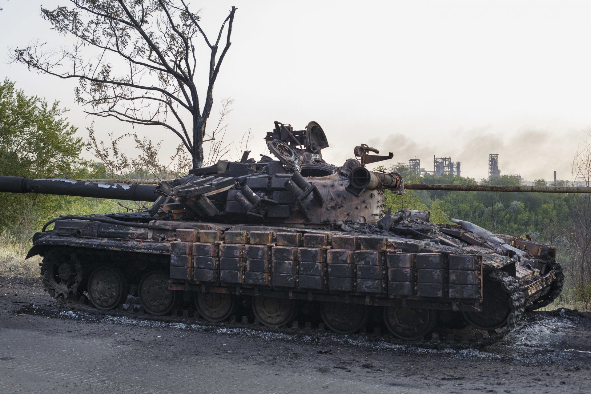 Russian tank losses just hit a terrible new milestone Russian tank losses just hit a terrible new milestone