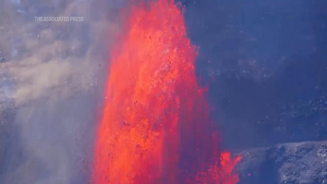 Hawaii's Kilauea volcano is spewing lava again