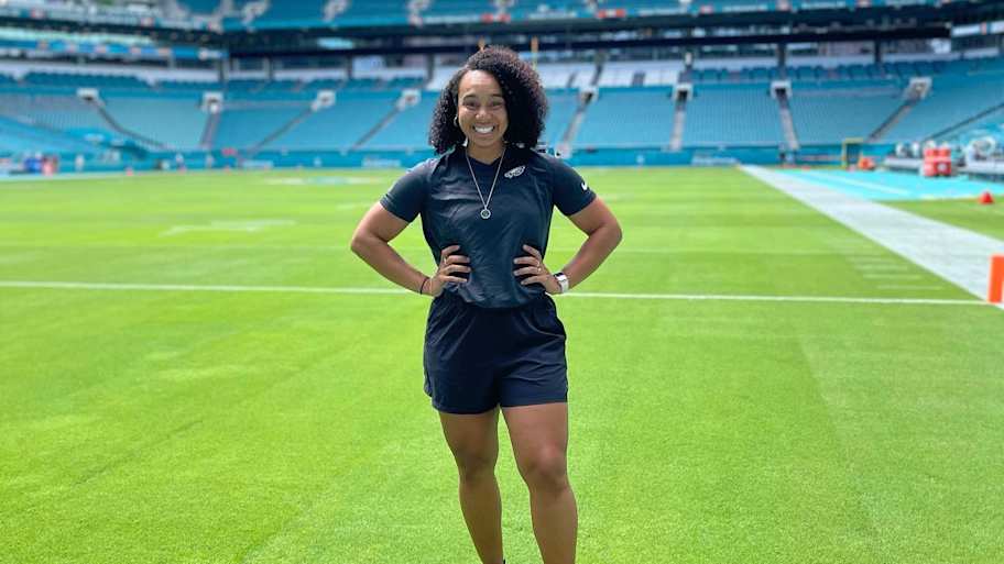 Autumn Lockwood: Trailblazer Becomes First Black Female Coach To Win A ...