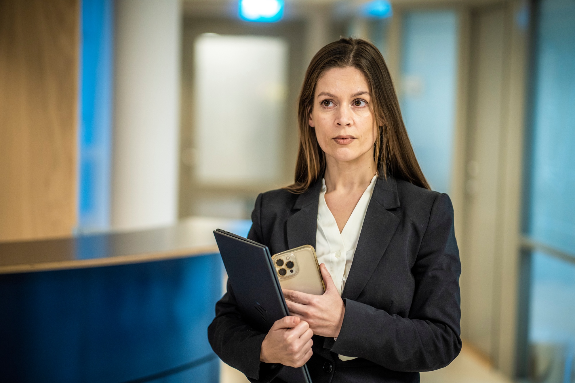 Norsk forfatter siktet for overgrep – advokat reagerer på lekkasjer