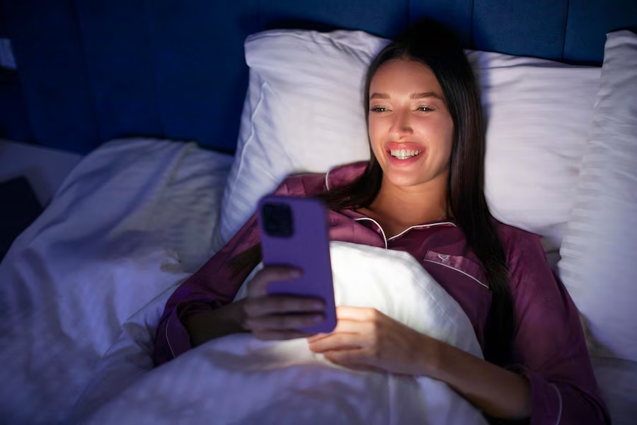 The Hidden Dangers Of Late-Night Scrolling: How Screen Time Disrupts ...