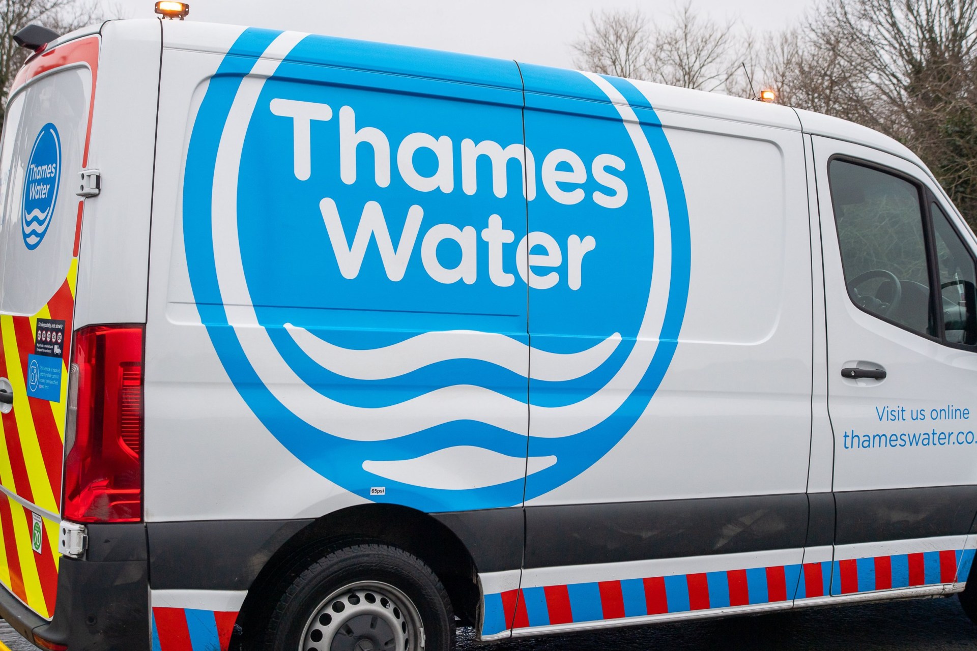Thousands without water across south London after major pipe bursts