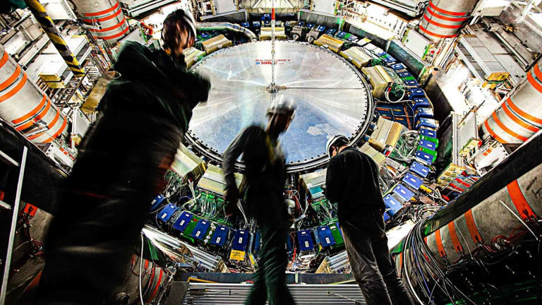 Scientists make major breakthrough in high-energy particle detection