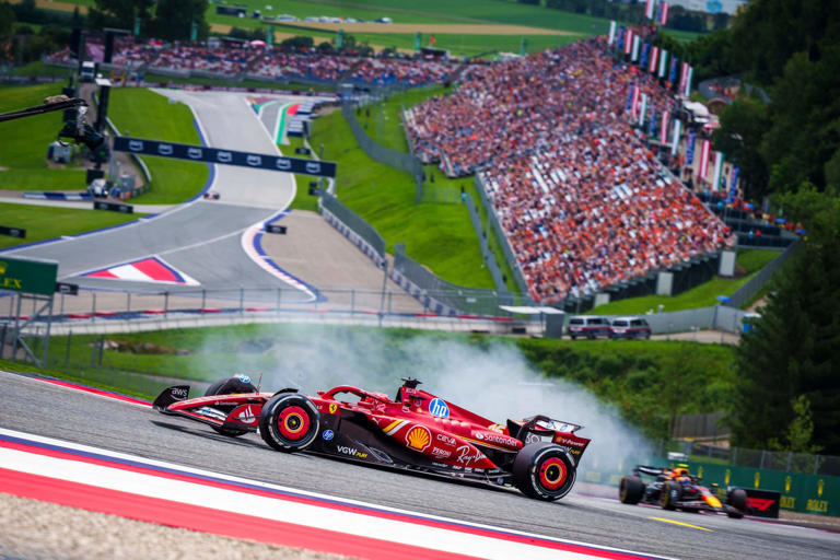 Carlos Sainz latasi kovan kommentin Ferrarista – voiko tämä olla ...