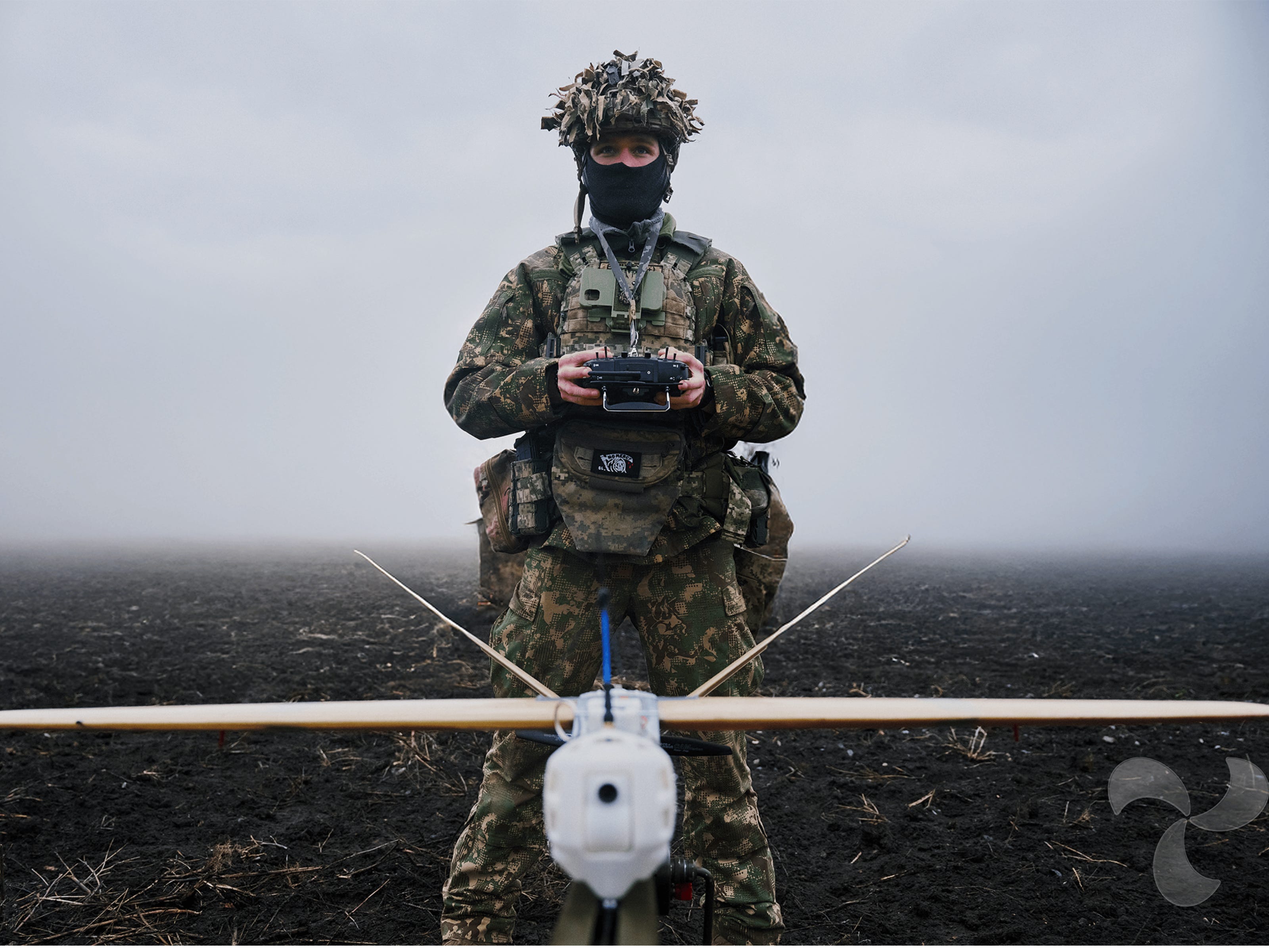 Ukrainian drone operators say fiber-optic and AI drones are rare but ...