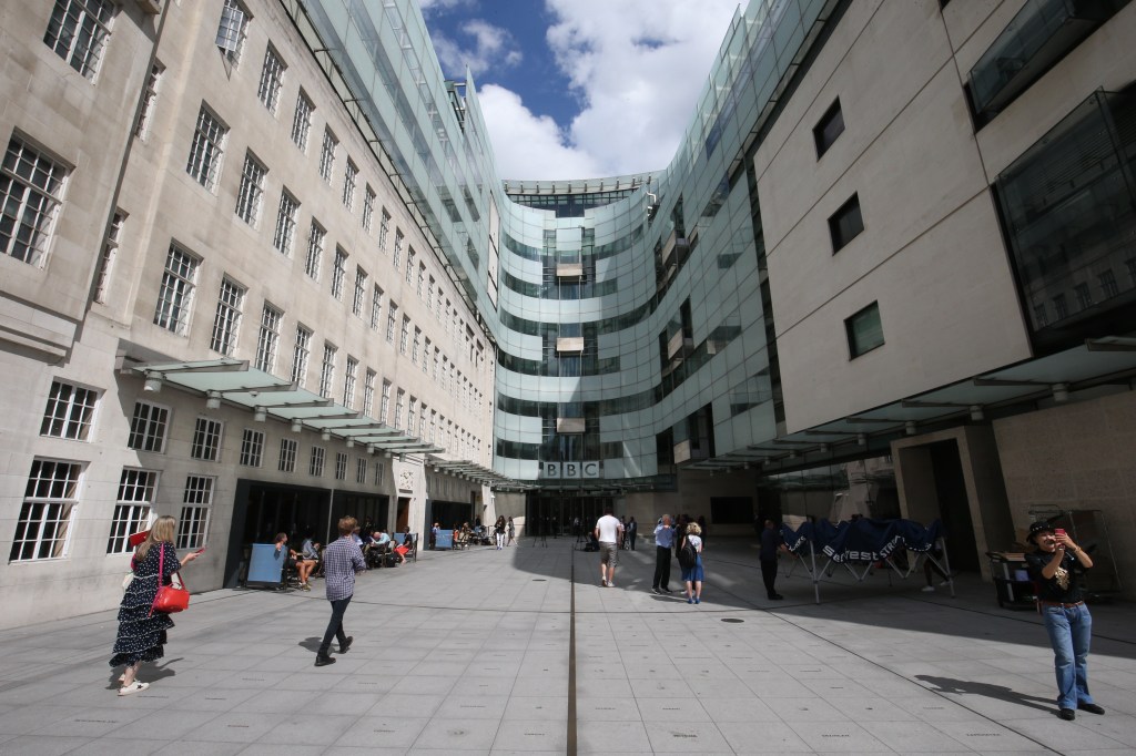 British Secret Service Agency Apologizes To BBC Over Spy Abuse Story