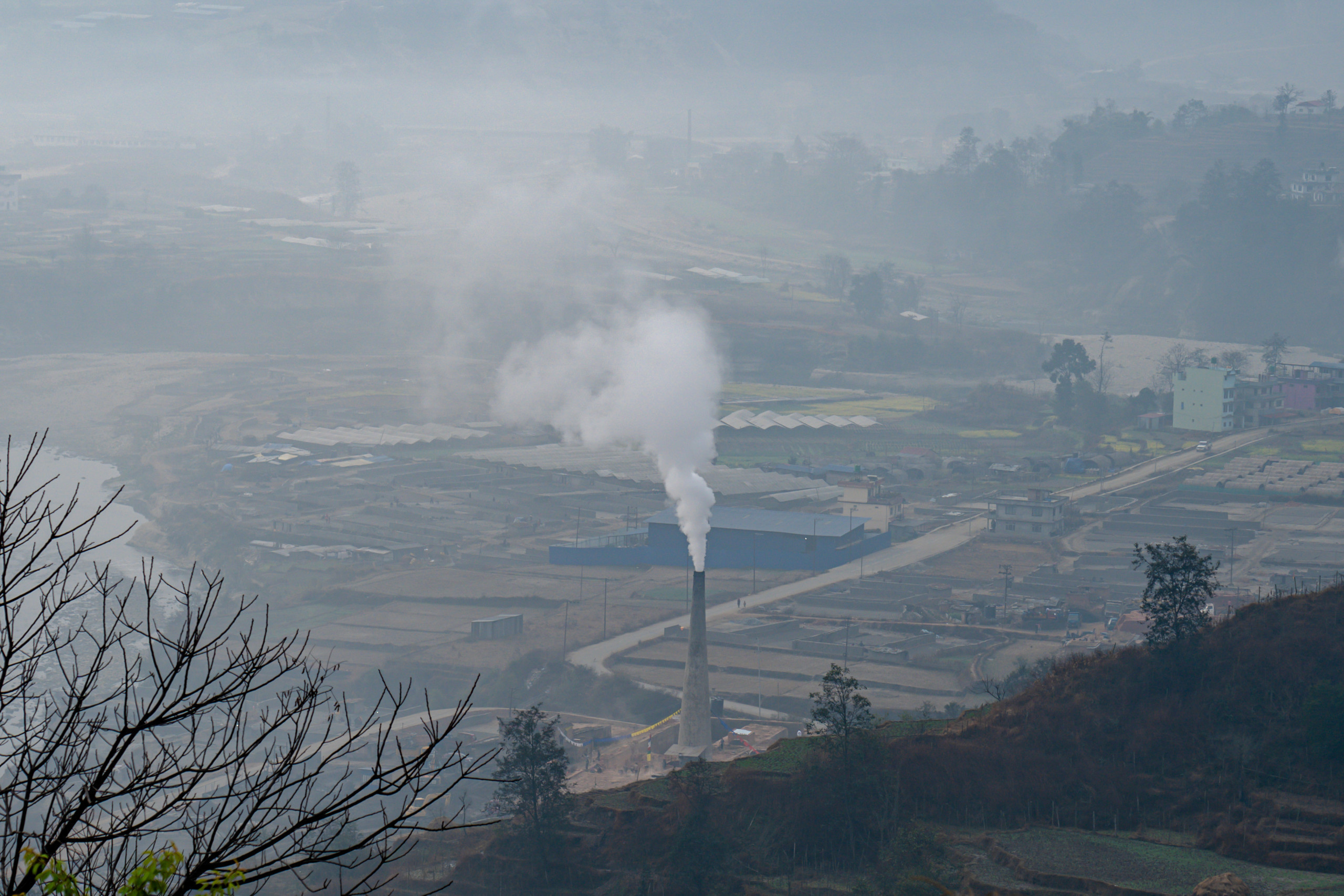 The link between pollution and extreme weather events