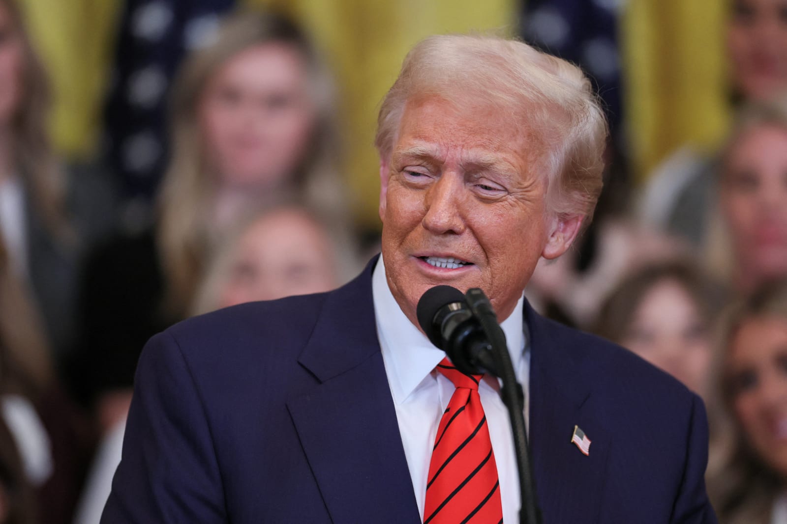 'Squabbling' Republicans frustrated Trump 'won't drop the hammer on ...