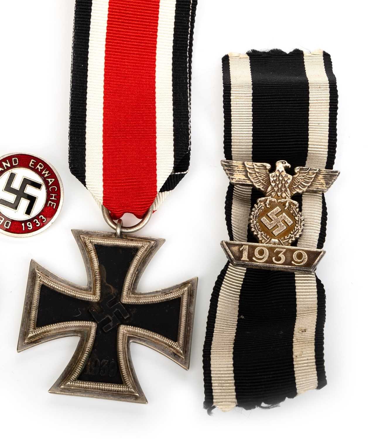 Auction house defends the inclusion of Nazi items in sale of militaria
