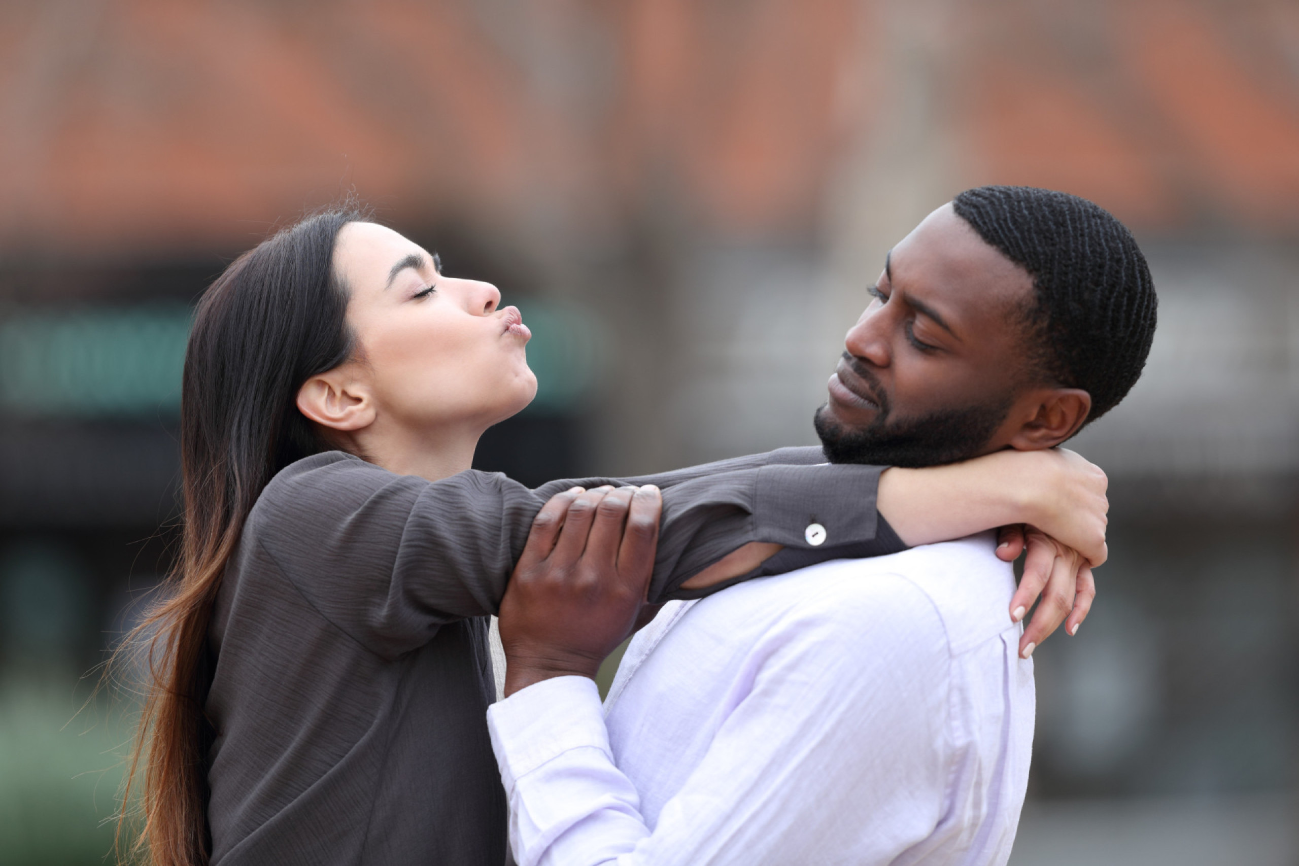 Se você fizer isto no primeiro encontro, esqueça o segundo