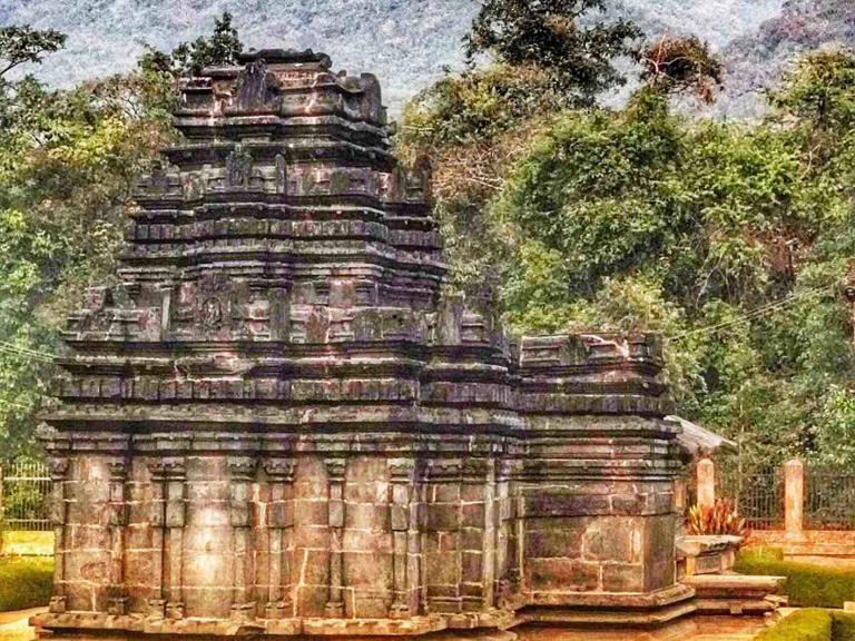 7 Hidden Caves In Goa You Must Explore