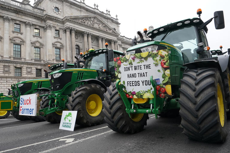 Farmers’ protest live: Protesters say ‘no pancakes without us’ on ...