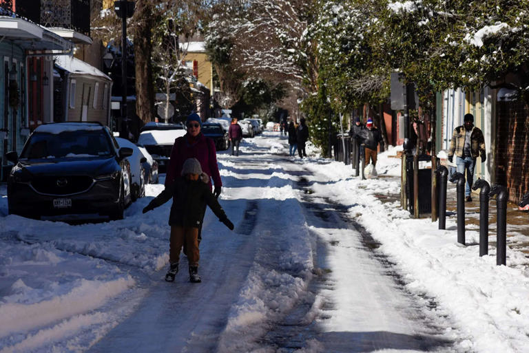 Chicago winter storm update: How many inches of snow to expect and when ...