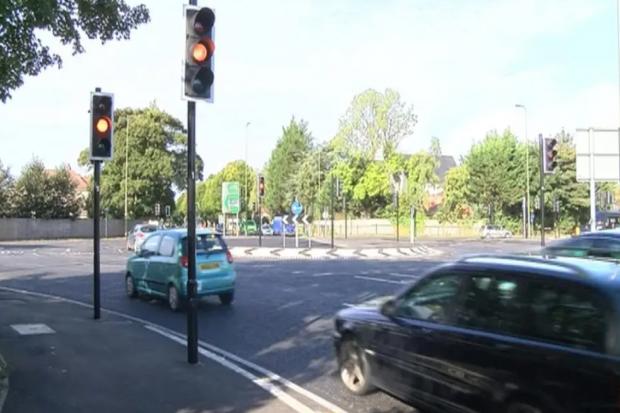 Warning to drivers after traffic lights fail at busy roundabout