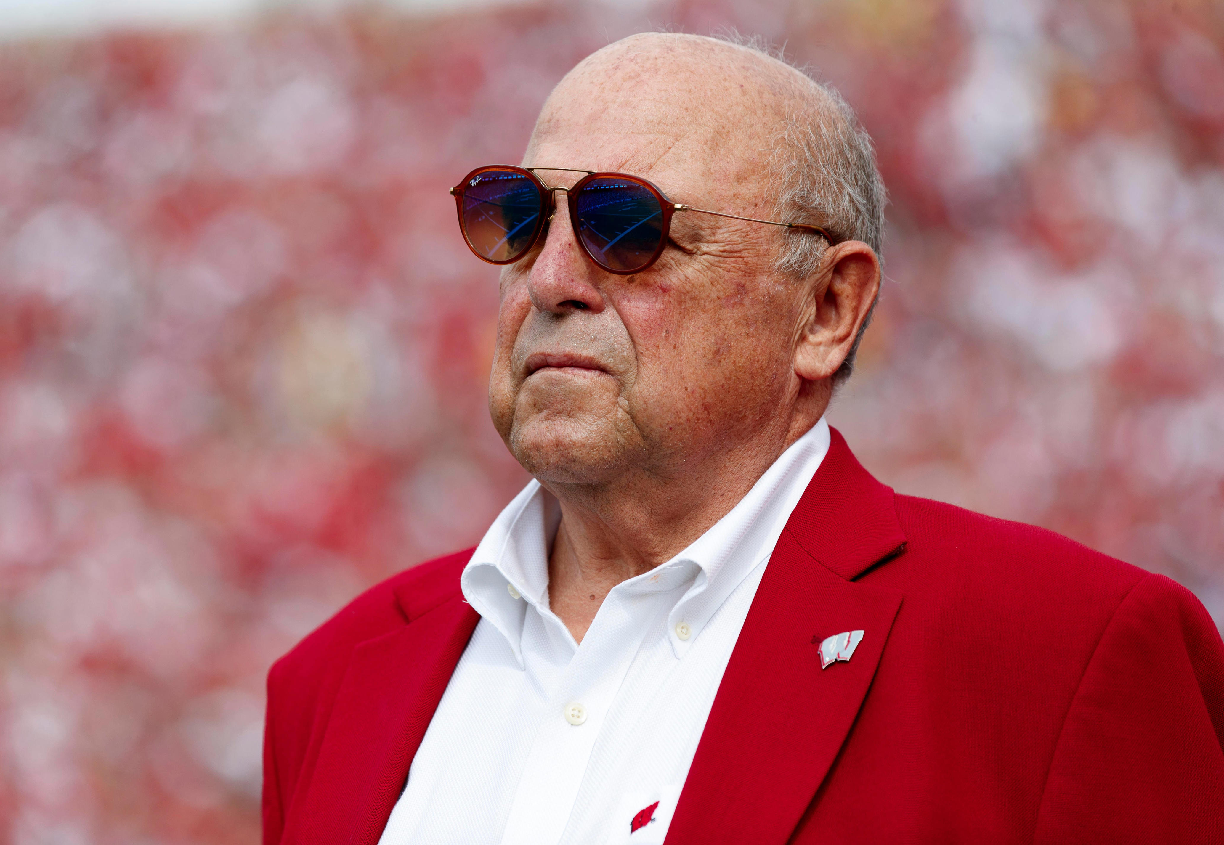 Wisconsin legend Barry Alvarez: 2025 team needs to ‘put the program ...
