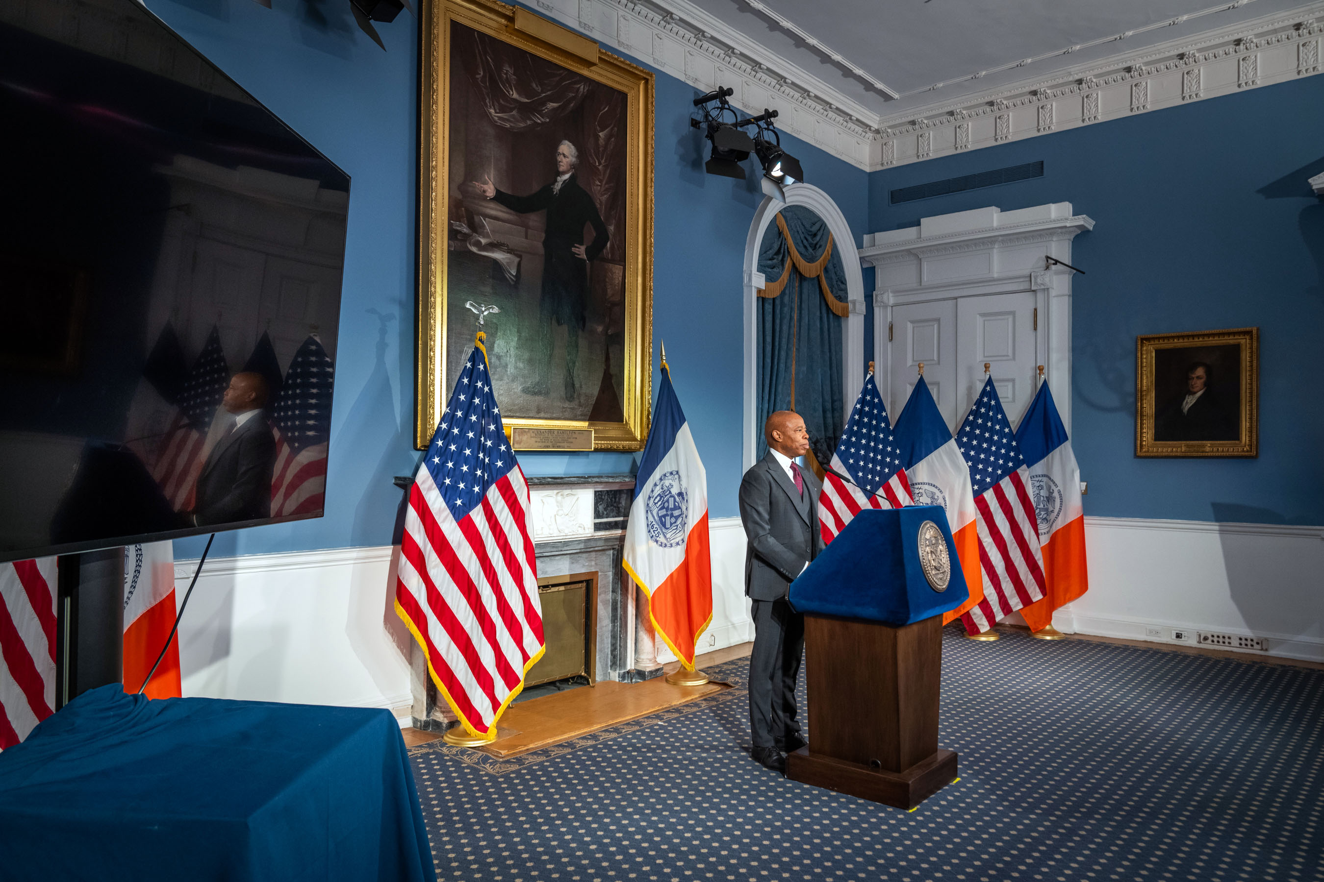 Eric Adams’ risky proposition: Aligning with Donald Trump in a ...