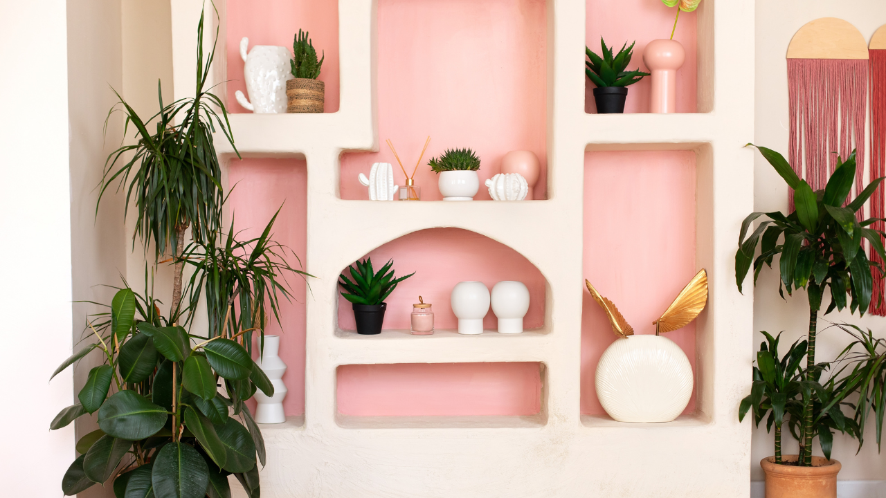 Can minimal shelf styling really look this high-end?