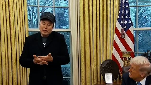 Elon Musk says there are '150-years-olds' collecting Social Security