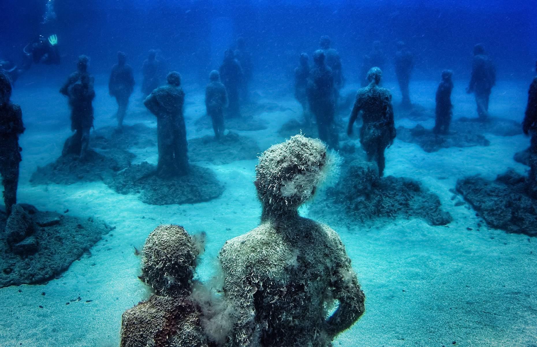 10 Overdone Game Genres You're Tired Of Seeing & 10 You Want More Of