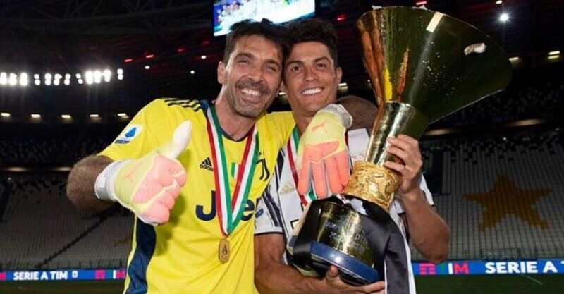Buffon: "Há uma dupla personalidade: o CR7 e o Cristiano"