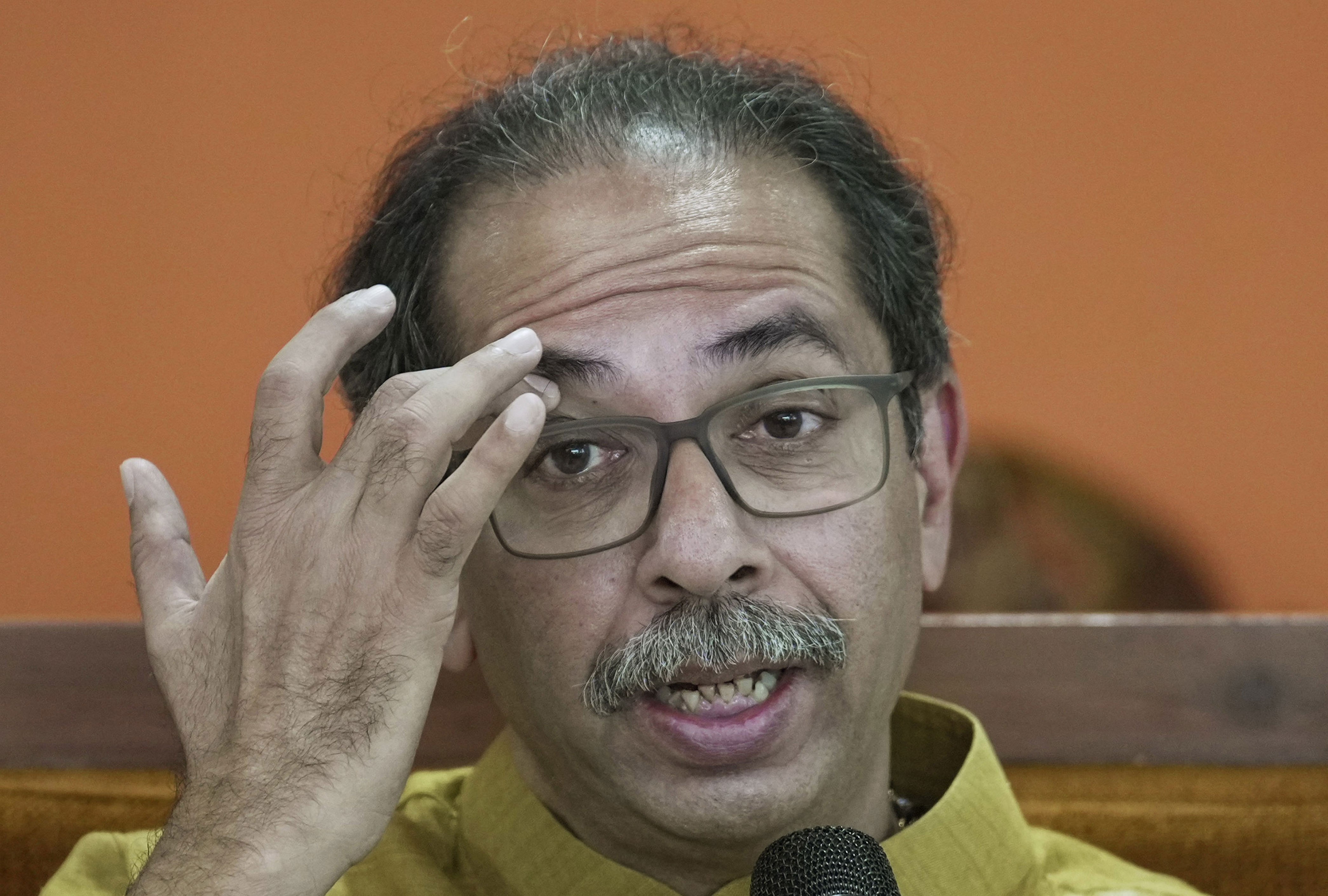 Sena (UBT) frowns on Shinde's felicitation by Pawar; no need for ...