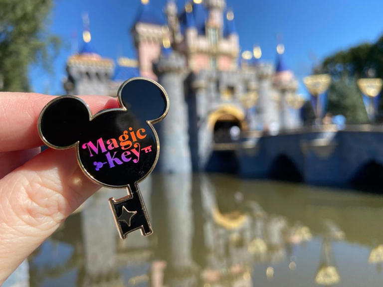 UPDATE: Highest Tier of Disneyland Magic Key Pass Sold Out