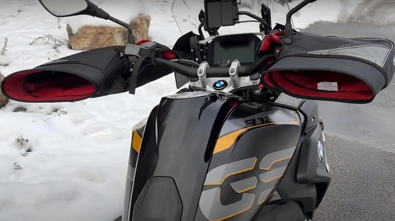 Motorcycle Handlebar Muffs: The Pros And Cons Of Using Them While You Ride