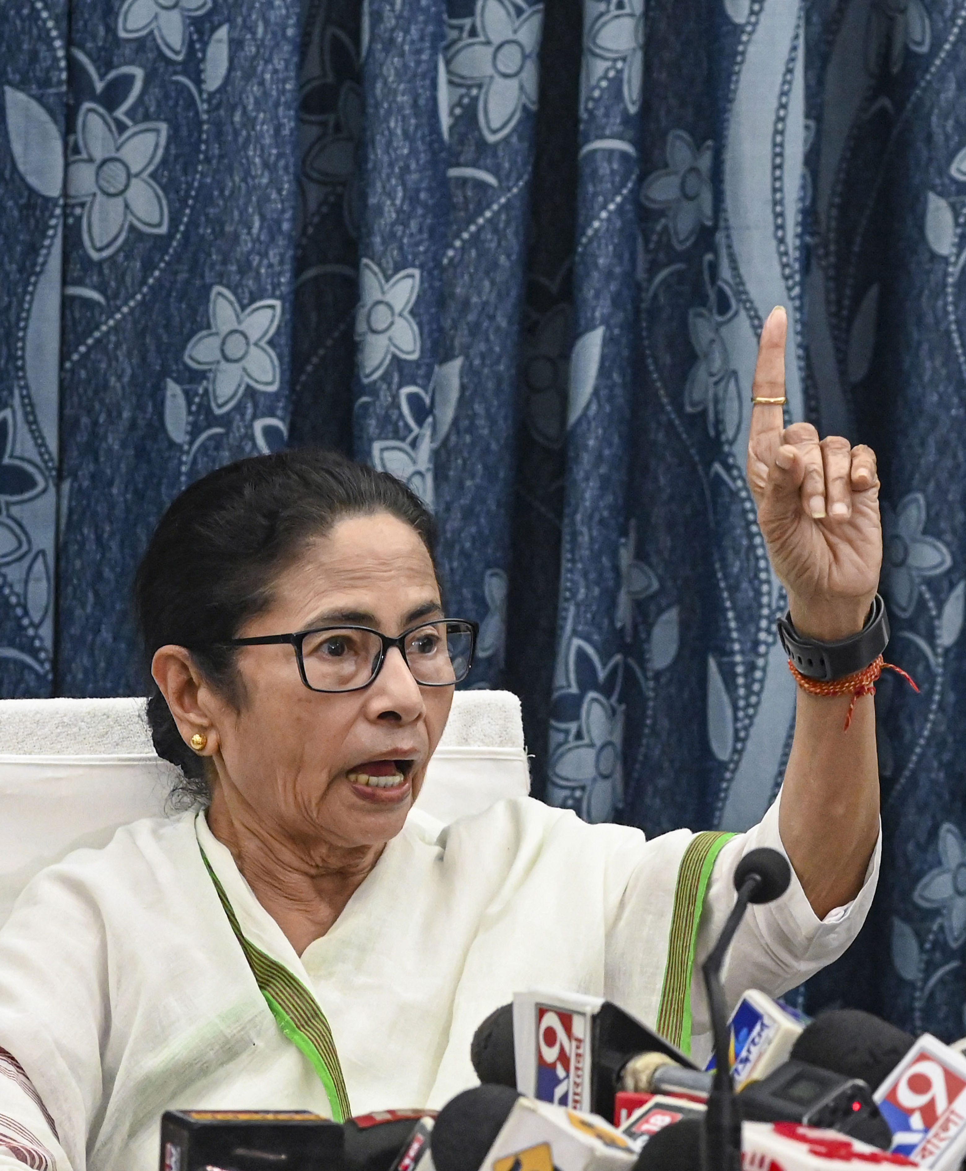 Mamata govt tables Rs 3.89 lakh cr budget; hikes DA and focuses on ...