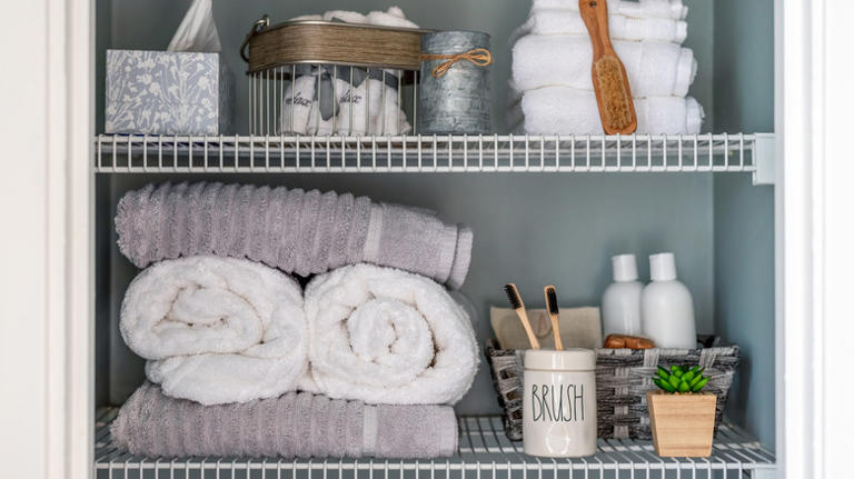 Top Materials For Linen Closet Shelving You Need To Consider