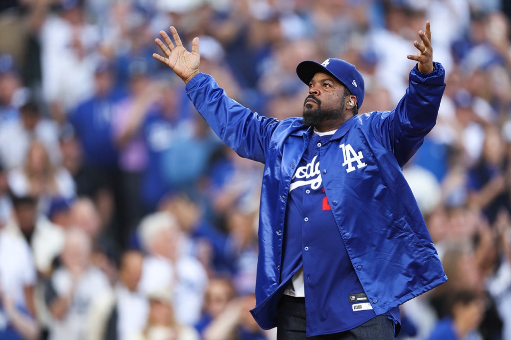Ice Cube Delivered the World Series Trophy to His Beloved L.A. Dodgers ...