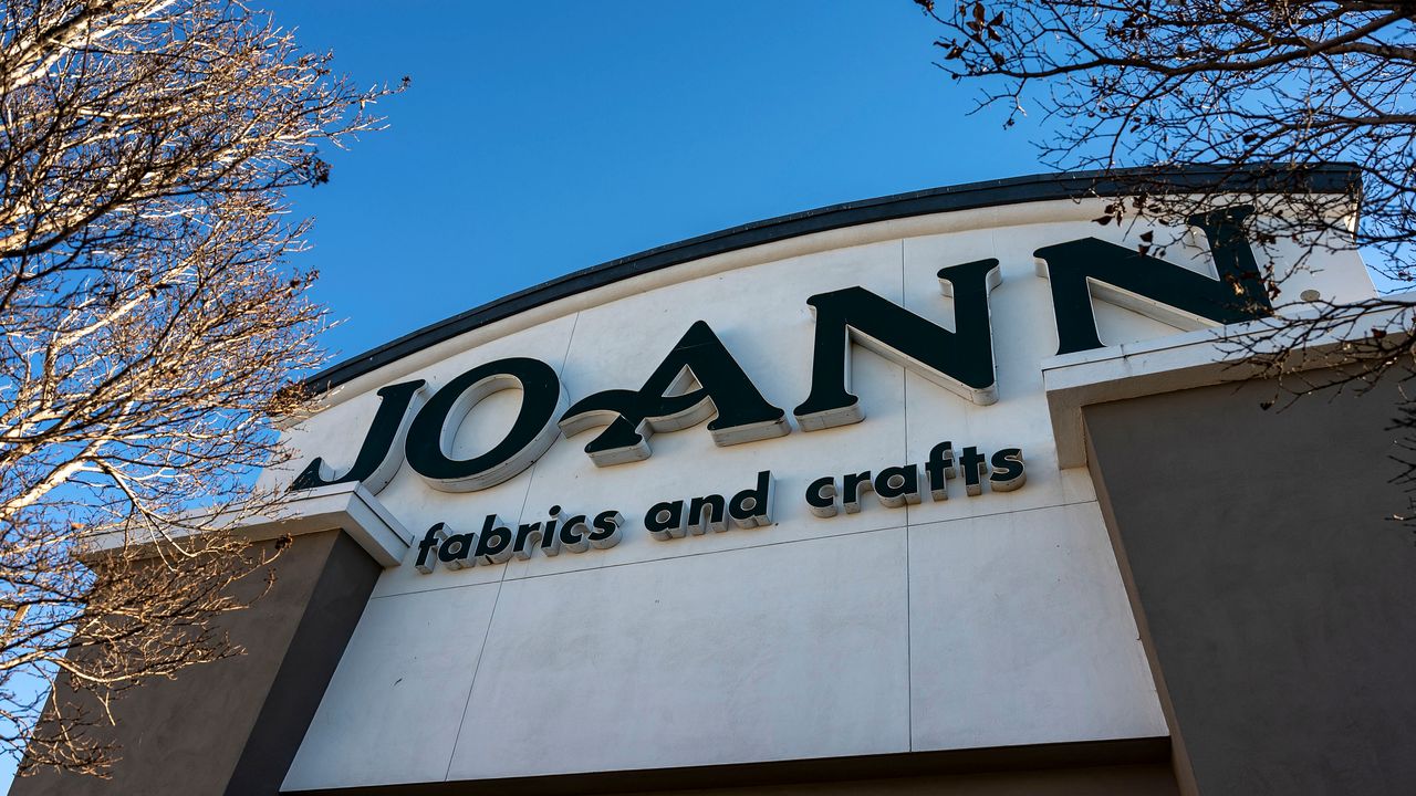 Joann stores closing: 500 out of 800 arts and craft stores to close in ...
