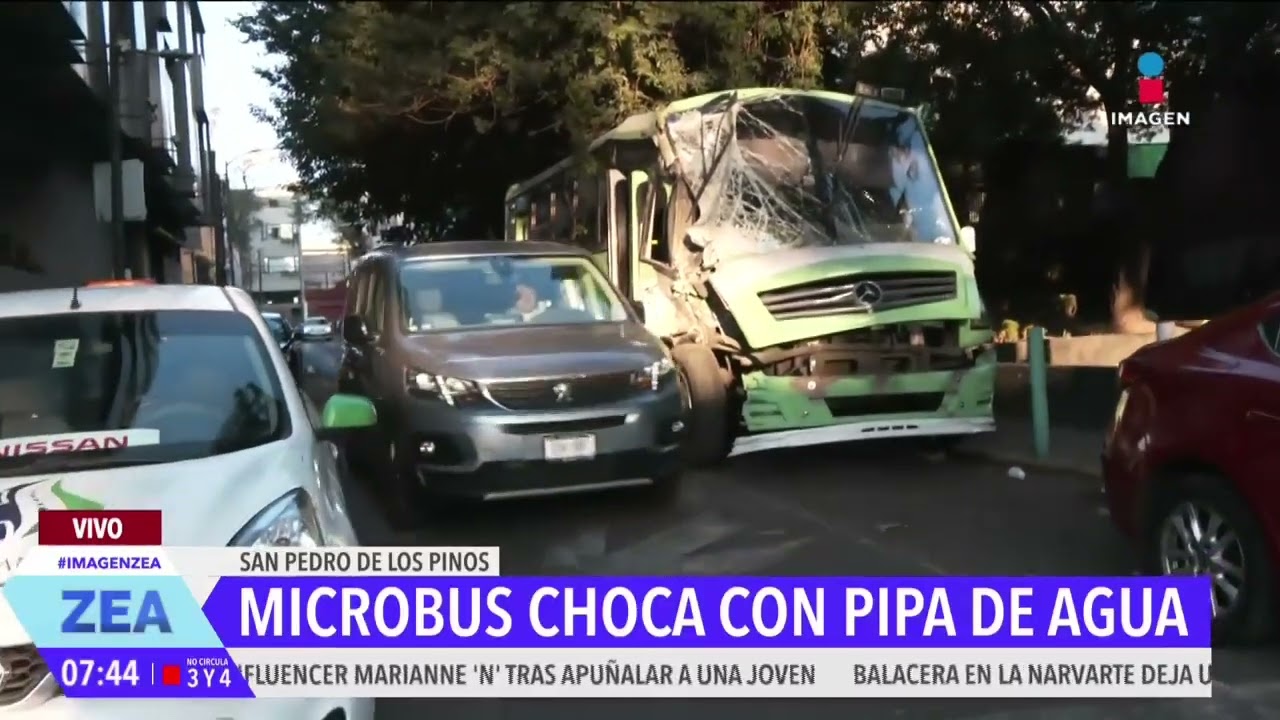 Microbús choca contra una pipa de agua potable en la Col. San Pedro de ...