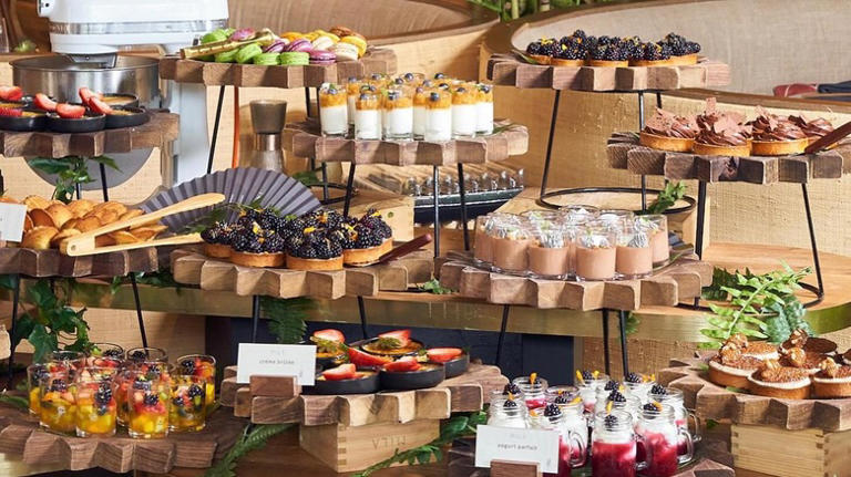 11 Best Luxury Buffets In The US