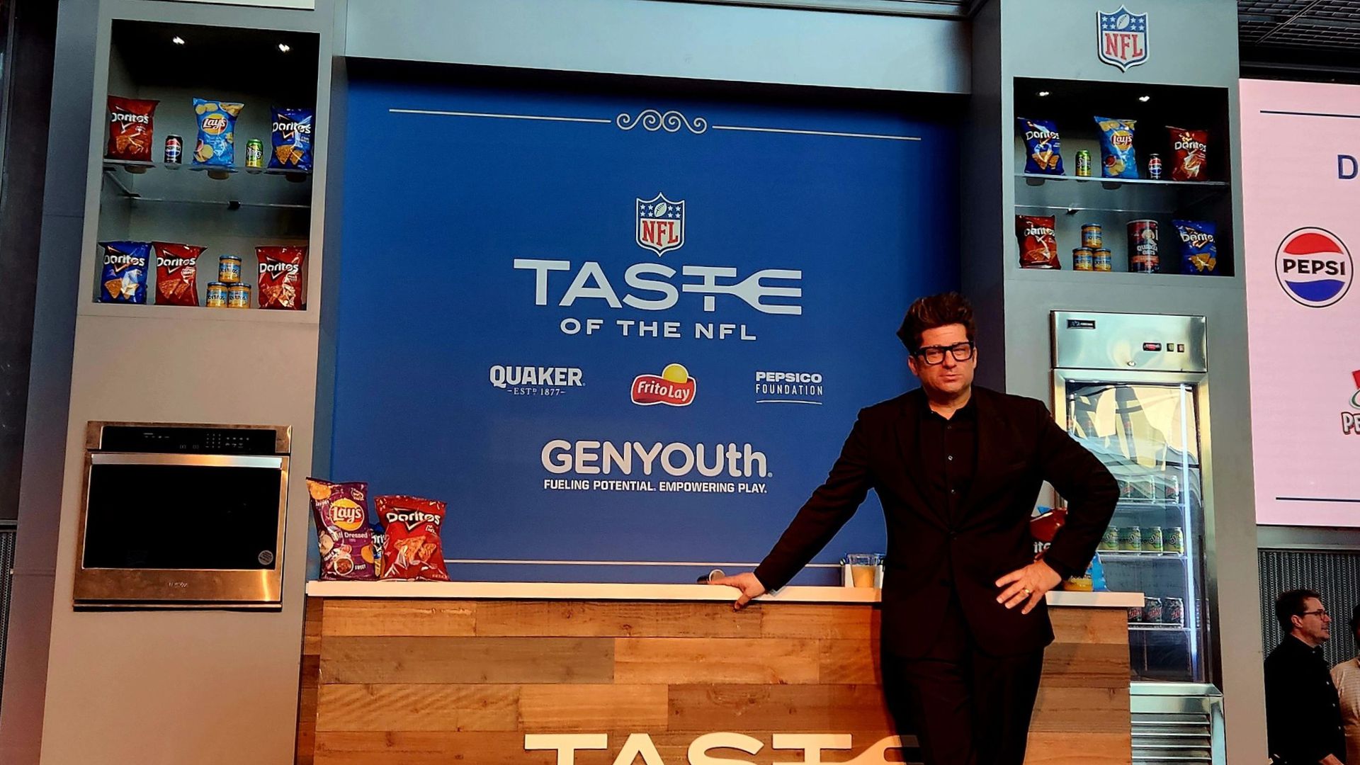 A Taste of the NFL supports GENYOUth efforts to end student hunger