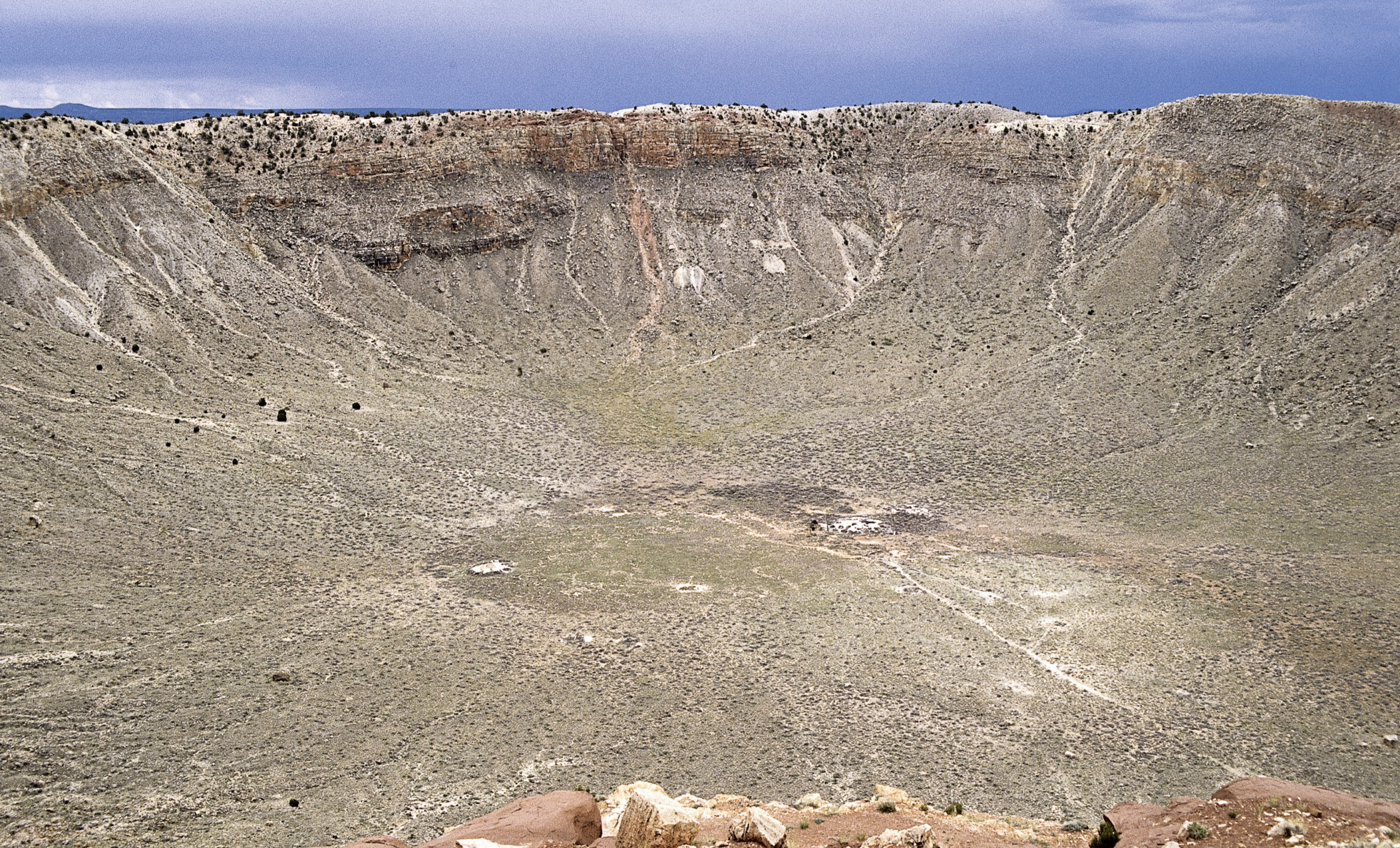 Meteors that nearly impacted Earth
