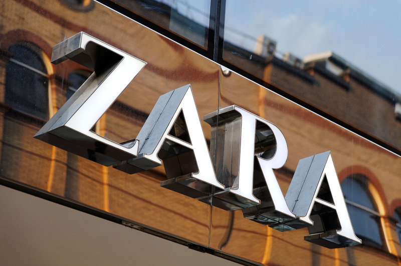 Influencer awarded €20,000 after security pulled back curtain in ...