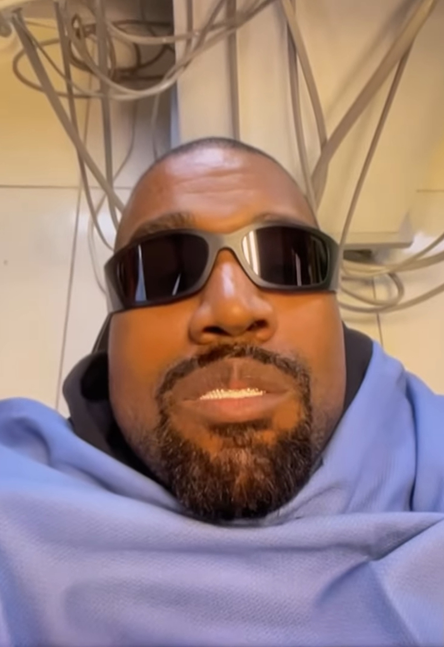 Scarlett Johansson blasts AI video of her and other Jewish stars ...