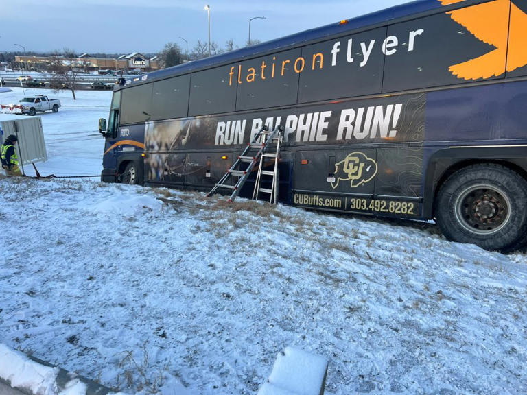 RTD bus carrying passengers slides off icy US 36 in Westminster