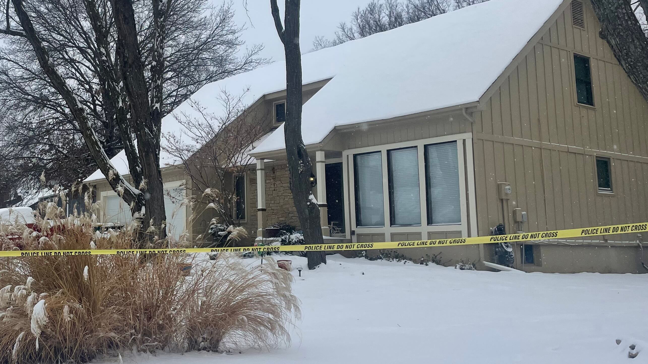 Lenexa police investigating possible double homicide of 2 women ... Lenexa police investigating possible double homicide of 2 women ...