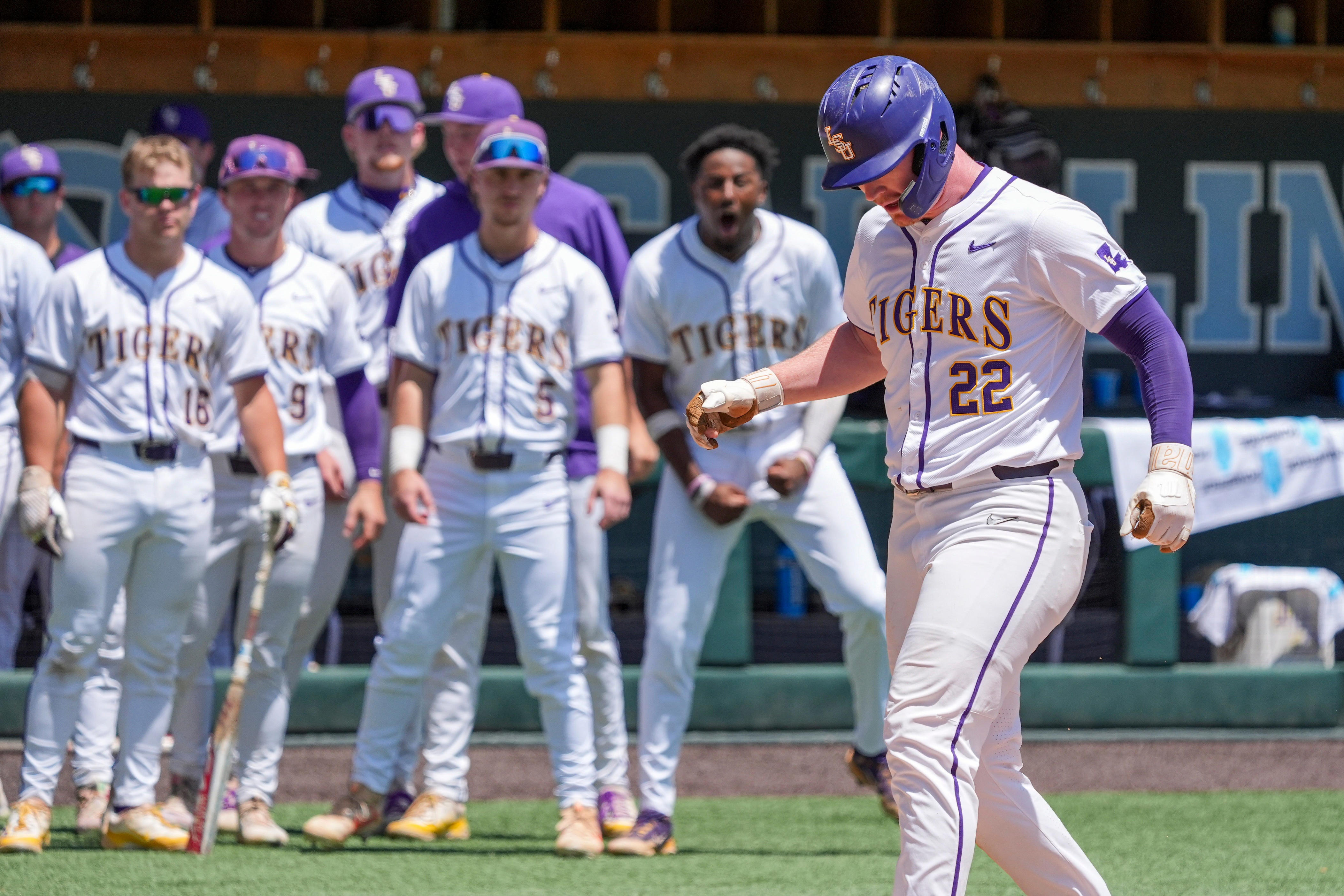 LSU baseball takes the series with a win in game three