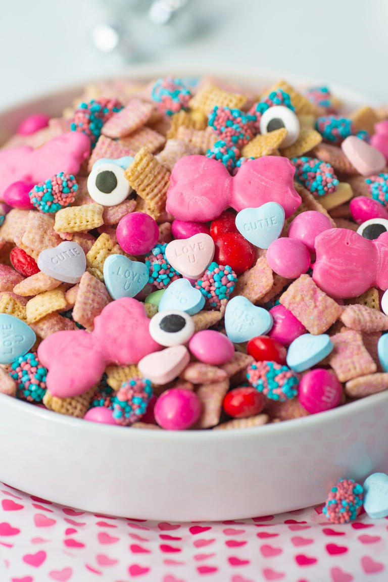 Monster High Inspired Snack Mix Recipe – The Ultimate Spooky-Sweet Treat!