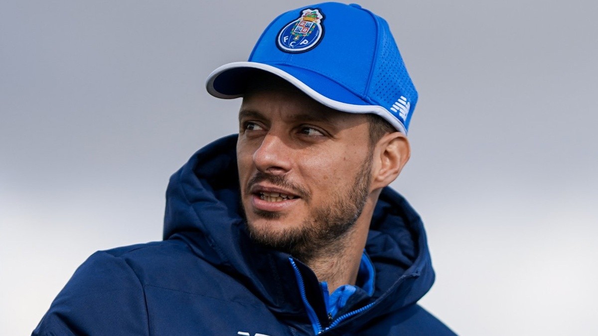 World Champion with Argentina Mocks Martín Anselmi, Former Cruz Azul Coach