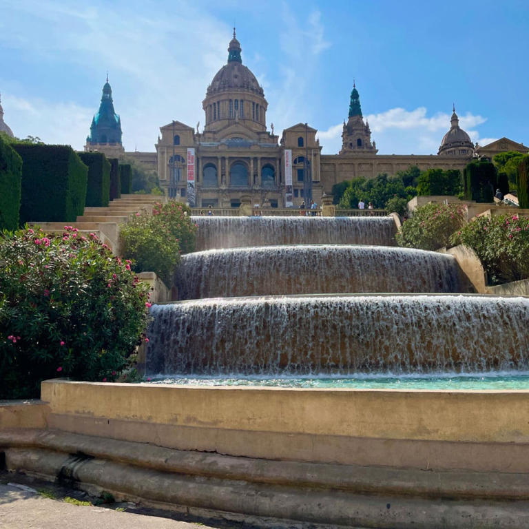 22 Famous Landmarks in Barcelona