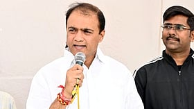 Maharashtra Minister Pankaj Bhoyar Reviews Cleanliness Drive At MHADA ...