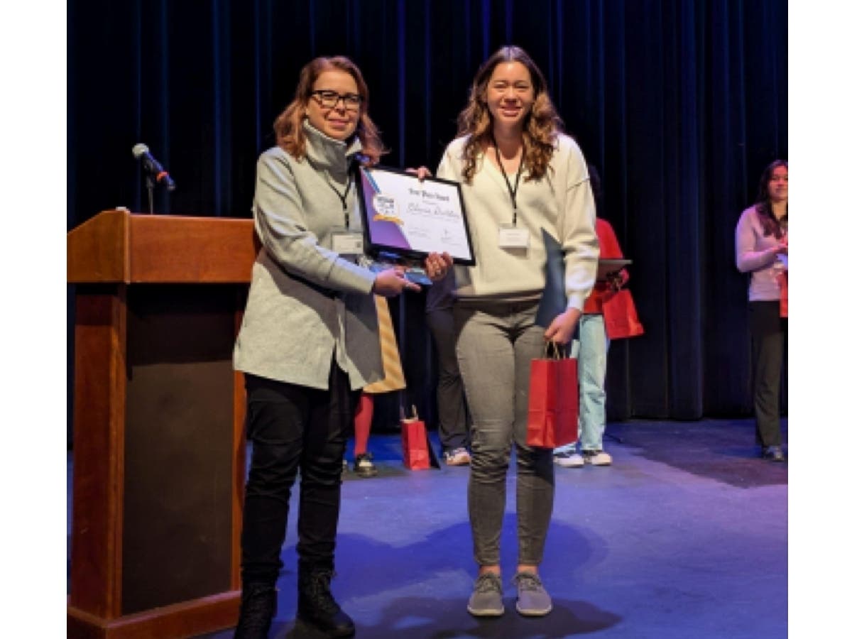 Walnut Creek Student Wins Countywide Poetry Contest