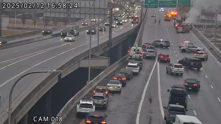 WB I-64 lanes reopened after vehicle fire, TRIMARC reports