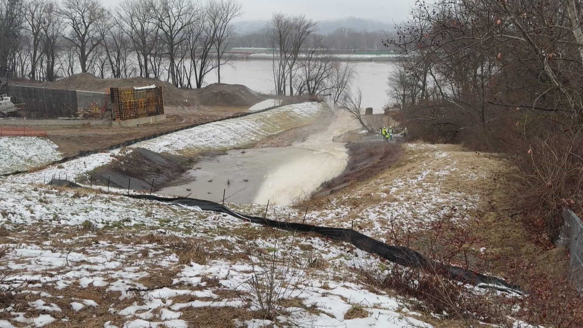 Louisville MSD keeping eye on water levels around Metro