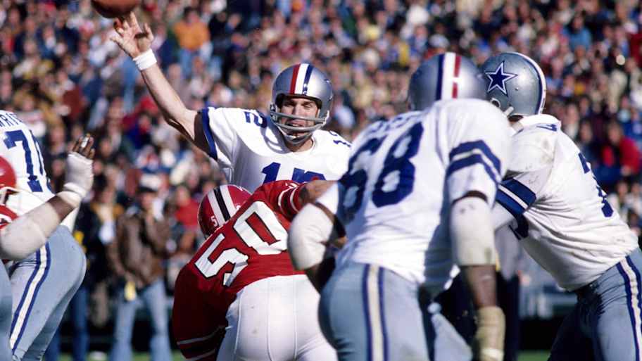 Dallas Cowboys quarterbacks snubbed from Top 10 NFL QBs list