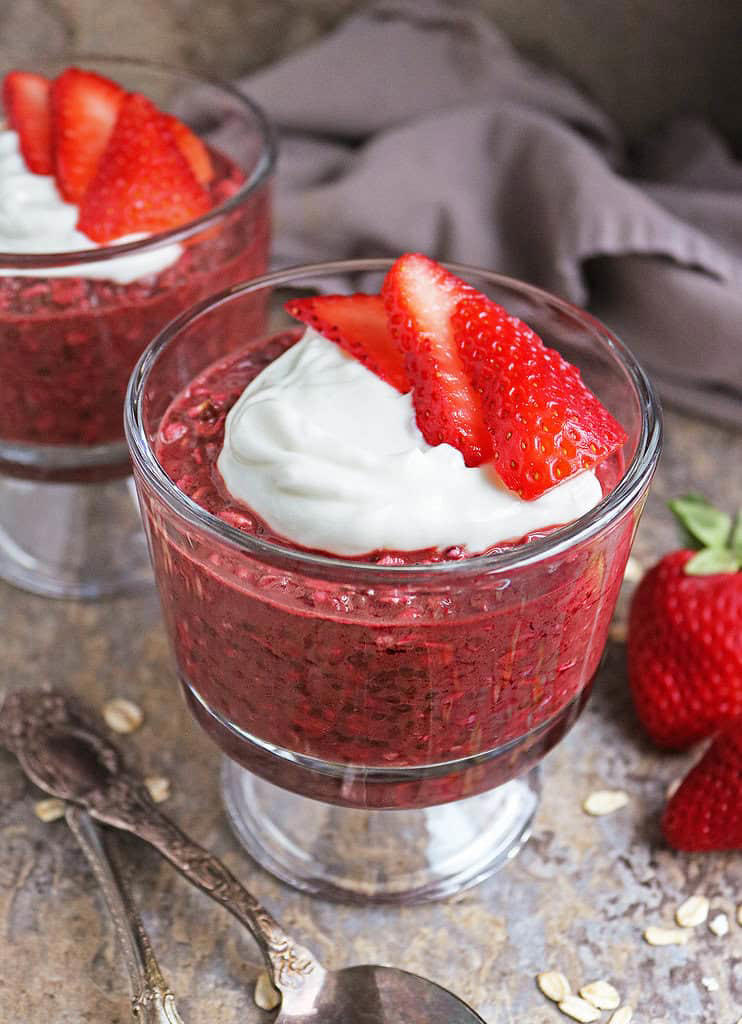 Red Velvet Overnight Oats (Made without Red Dye)