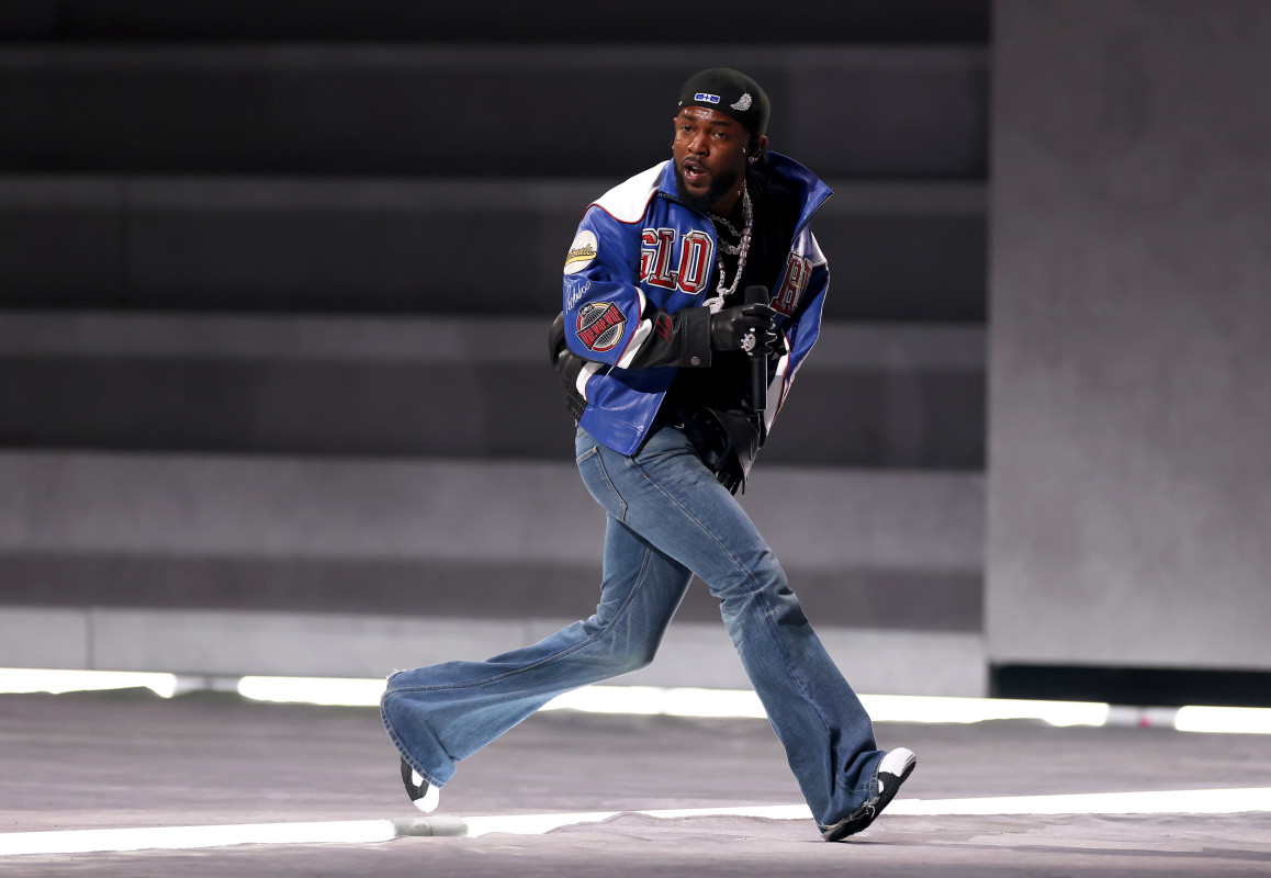 NFL Fans Amazed By Stat From Kendrick Lamar's Halftime Show